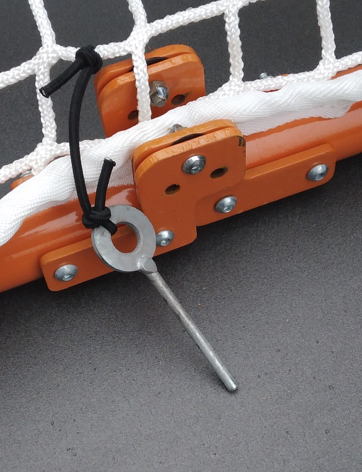 Ground Bracket (Right Side) Brave/Mini V6 – Rage Cage